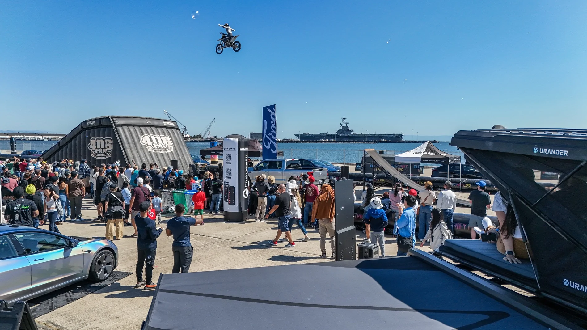 Urander’s New Tent, Awning & Bed Rack + Cybertruck Terrestrial Armor ...
