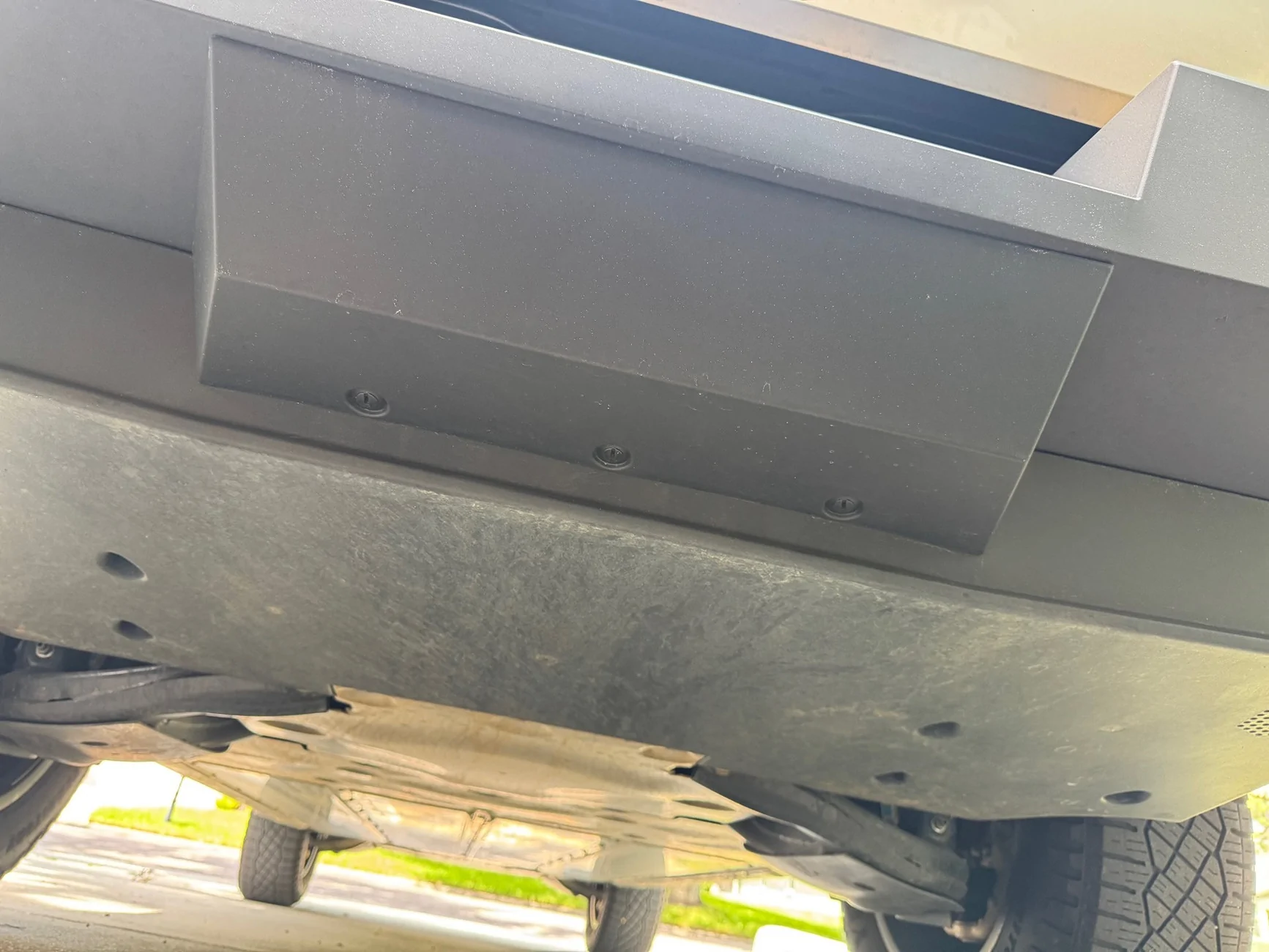 PSA - Removal and Re-install of Trailer Hitch Cover - Super simple, don ...