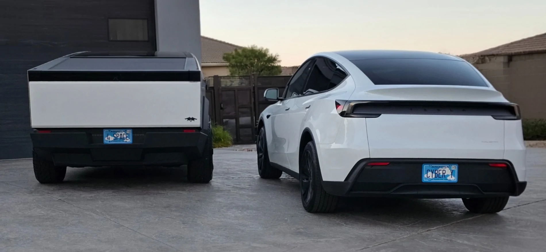 Beautiful CyberBeast out in the wild!!! | Tesla Cybertruck Forum ...