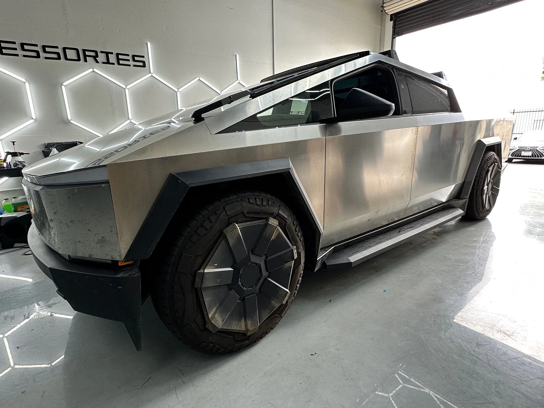 New Cybertruck Accessories and Mods (Hansshow) | Tesla Cybertruck Forum ...