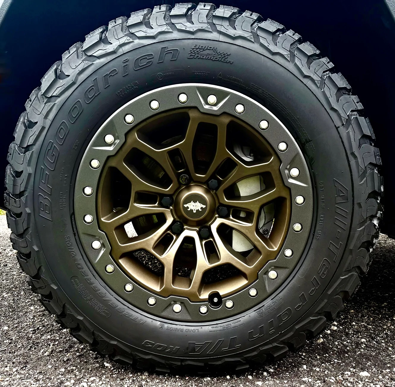 Custom 20” Cyber Rover Wheels with KO3 tires | Tesla Cybertruck Forum ...