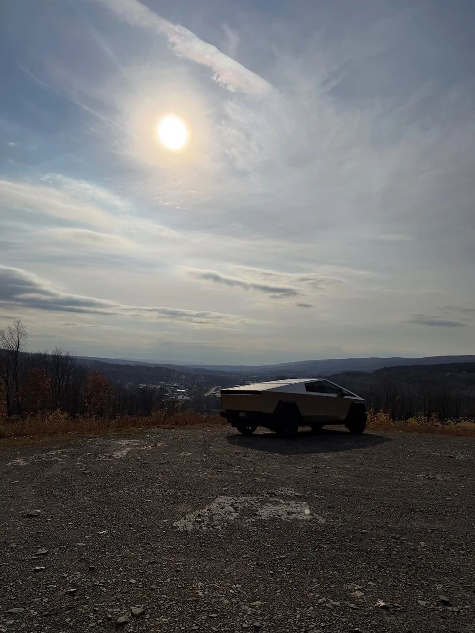 Daily random Cybertruck photos thread - Post Yours! 📸 🤳 | Page 96 ...