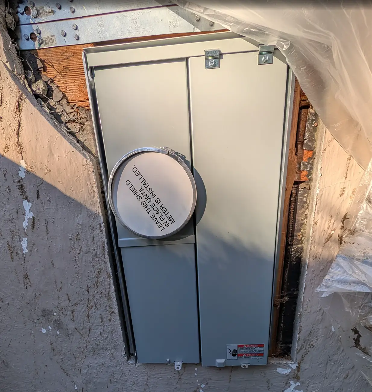 Tesla backup switch collar & emergency shutoff button installed on ...