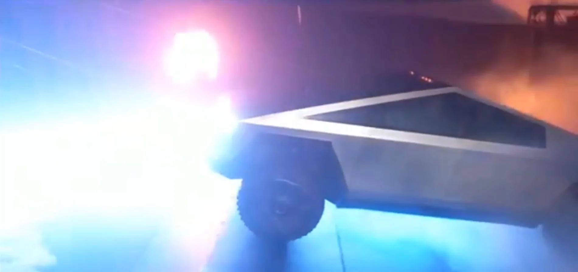 CyberGlow here 👋 First & Only RGBW Cybertruck Light Bar That Keeps OEM ...