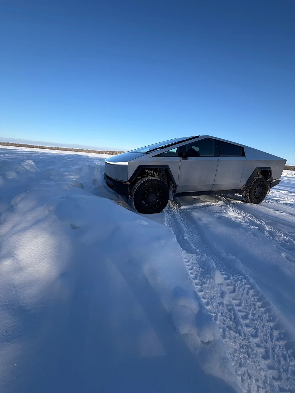 Super snow beast mode | Tesla Cybertruck Forum - Cybertruck Owners Club