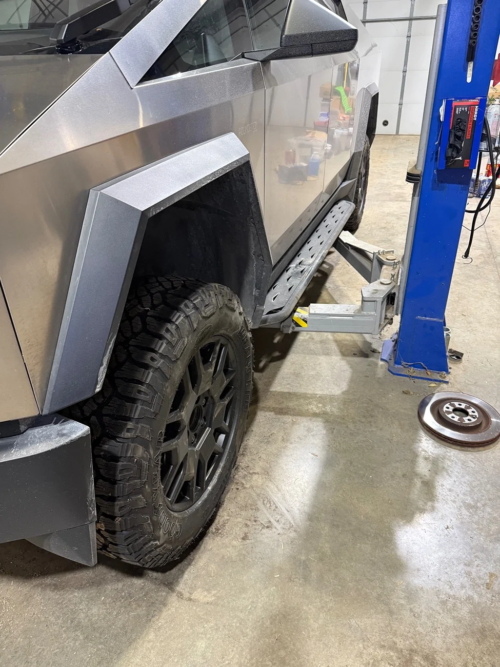 30,000 miles on factory tires without rotating | Tesla Cybertruck Forum ...