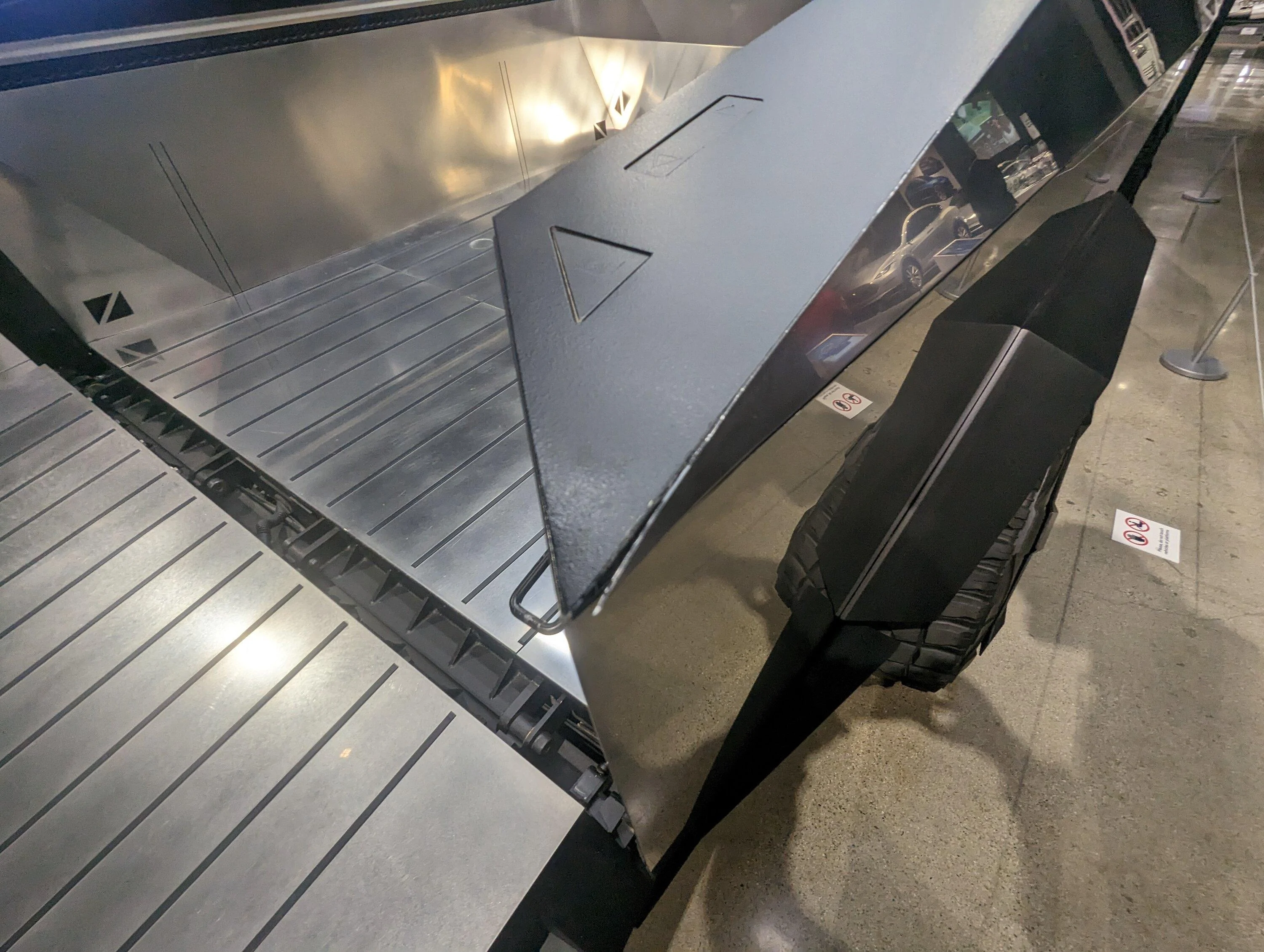 Extreme closeups of Cybertruck prototype (with edge on shots of many ...