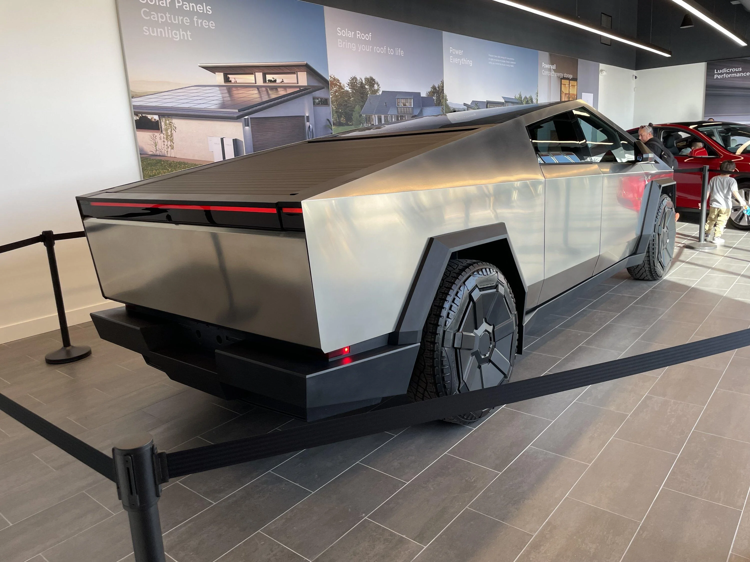 If you’re on the fence, go see it in person! | Tesla Cybertruck Forum ...