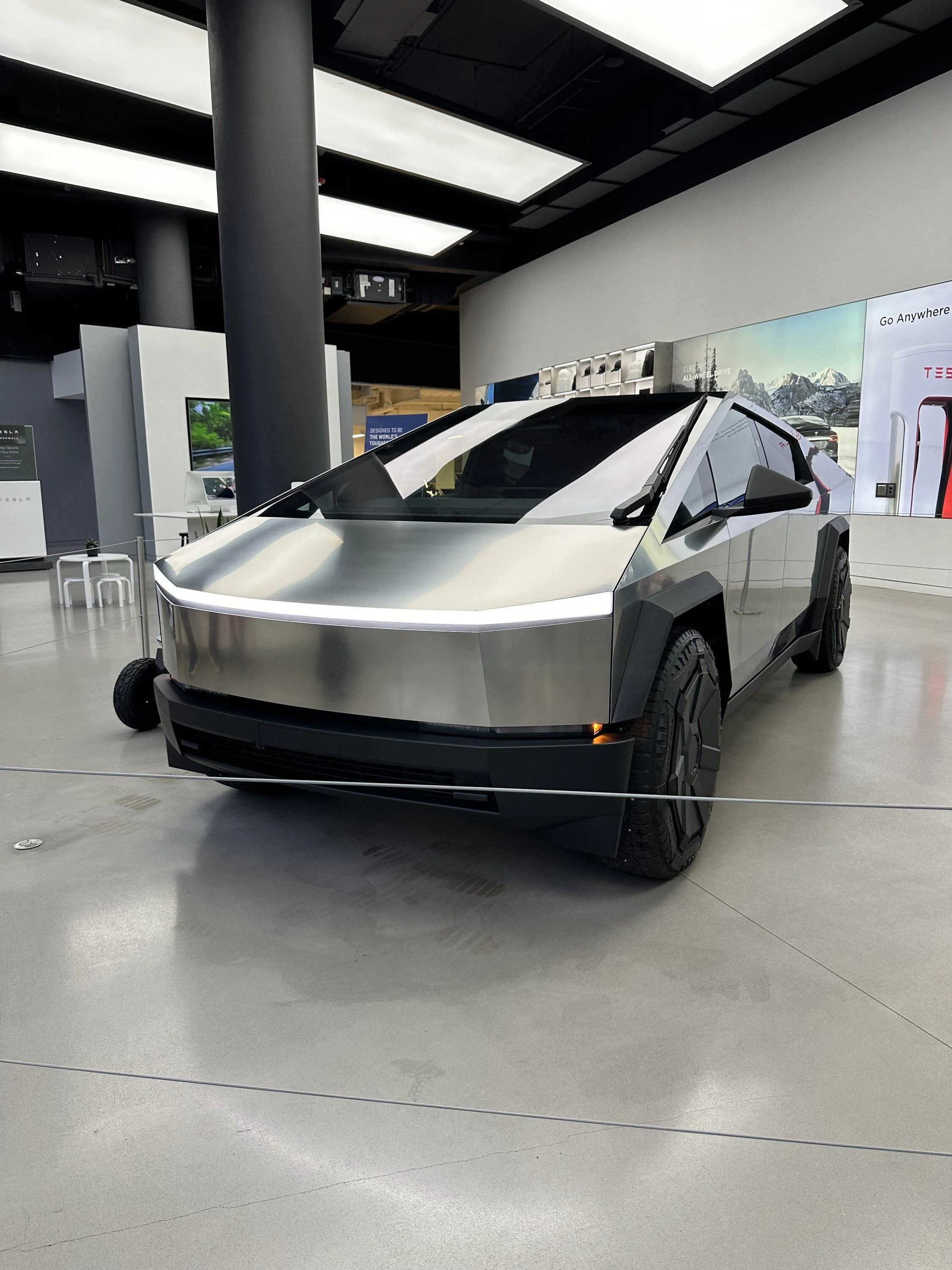 Cybertruck New York Tesla Showroom | Tesla Cybertruck Forum ...