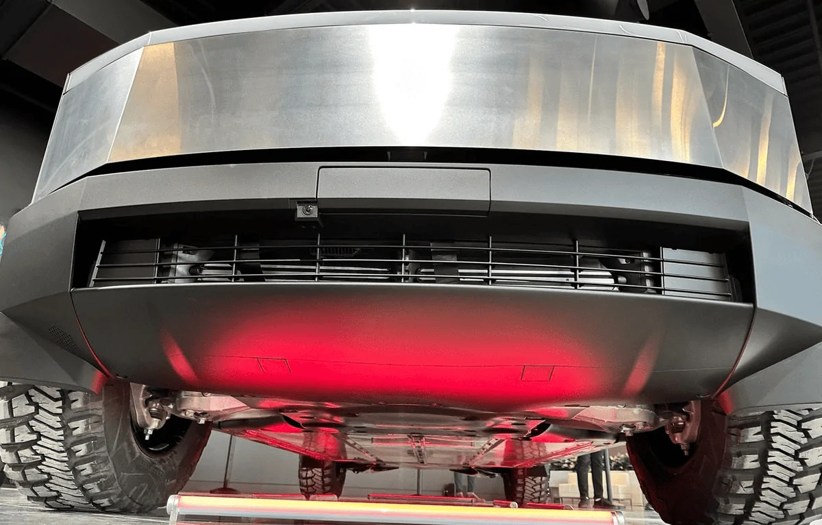 Front Camera vs. License Plate | Tesla Cybertruck Forum - Cybertruck ...