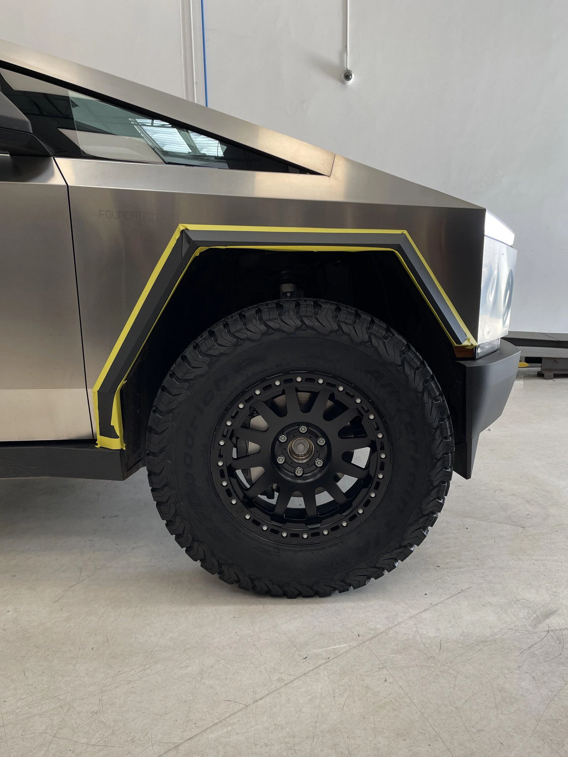 37's tires (37" x 12.5" inch) test fit on Cybertruck | Tesla Cybertruck ...