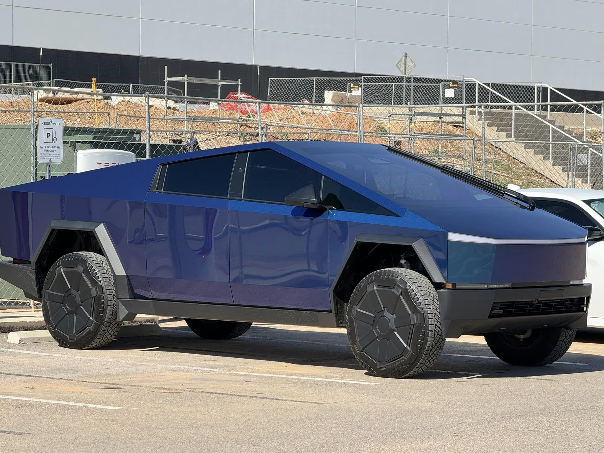 Gloss Nebula Blue Cybertruck - Vinyl Wrap | Tesla Cybertruck Forum ...