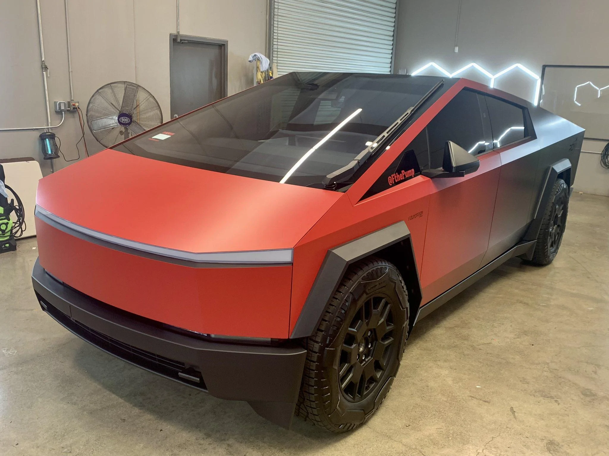 Red to Black transition wrap on Cybertruck | Tesla Cybertruck Forum ...