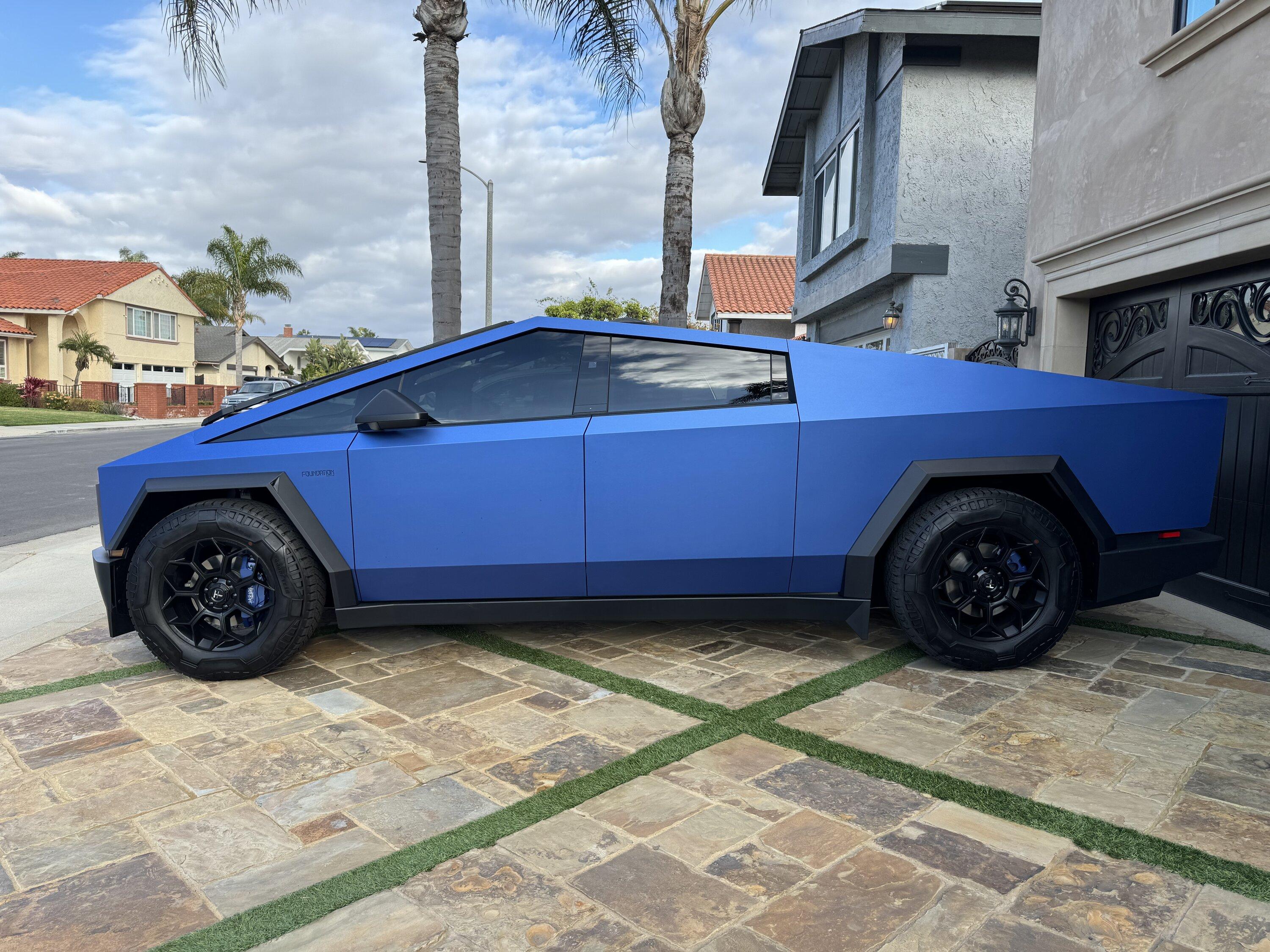 My Cybertruck in matte blue wrap + TSportline 20" CT7 Wheels + Painted ...