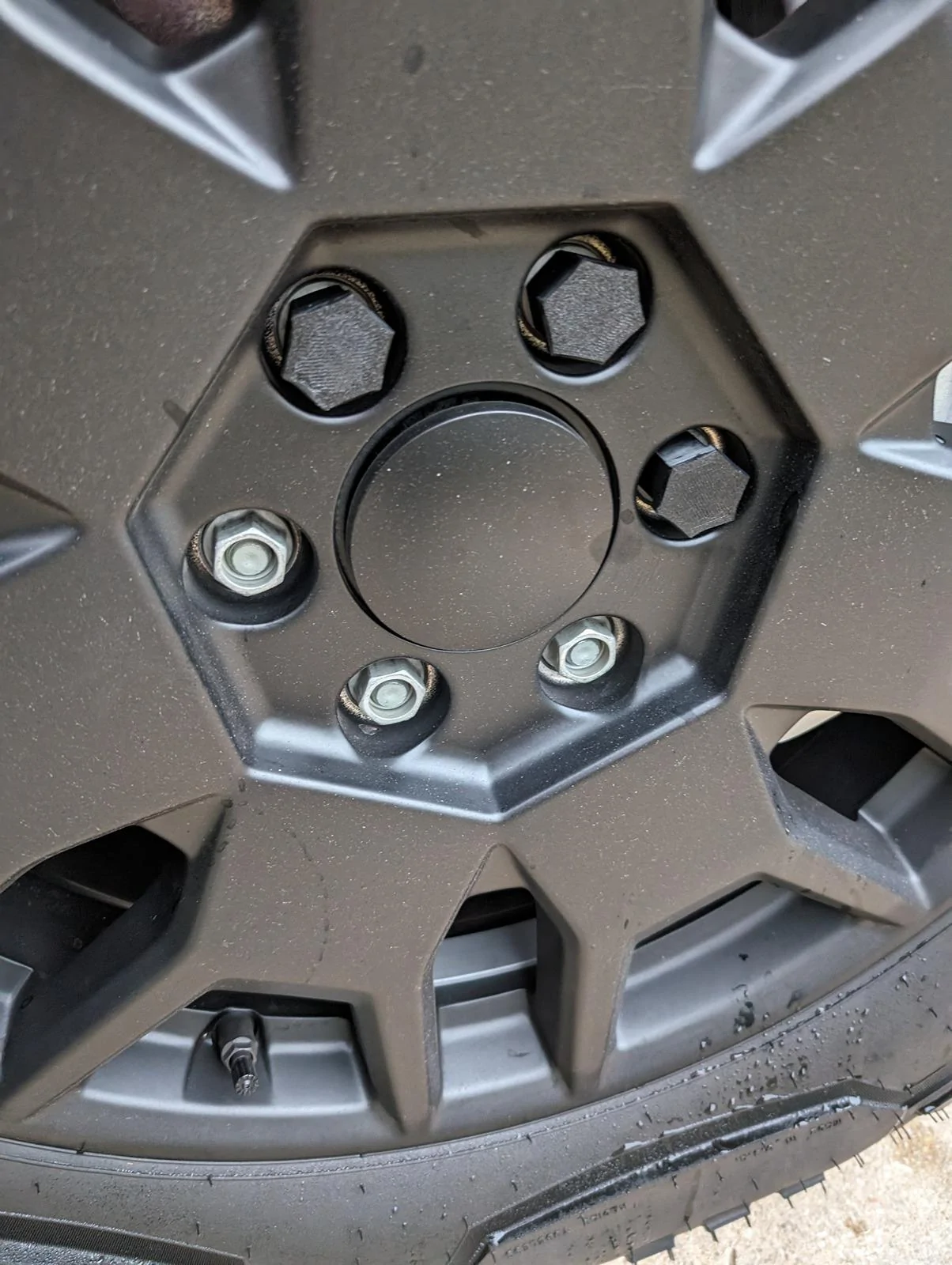 3D Printed Lug Nut Covers for Cybertruck wheels | Tesla Cybertruck ...