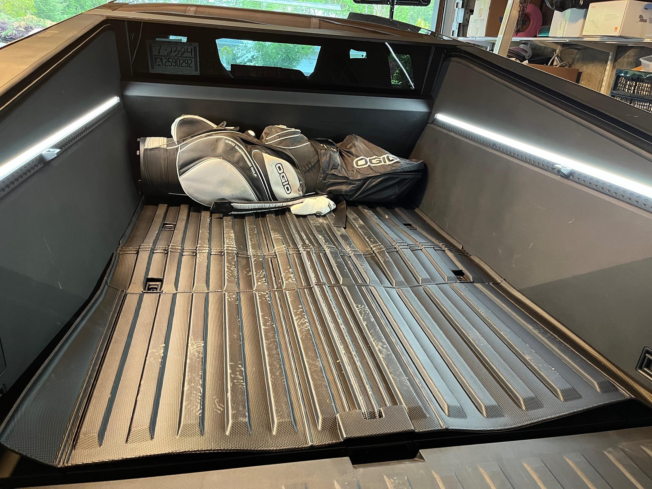 Installed a bed mat | Tesla Cybertruck Forum - Cybertruck Owners Club