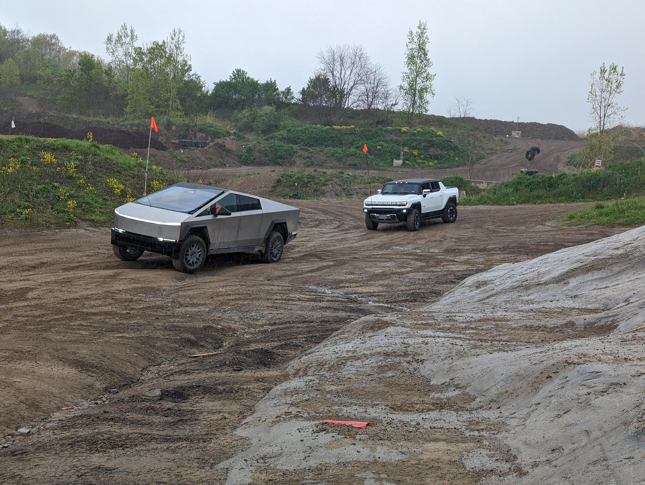 Hummer and Cybertruck hit up off-road park | Tesla Cybertruck Forum ...