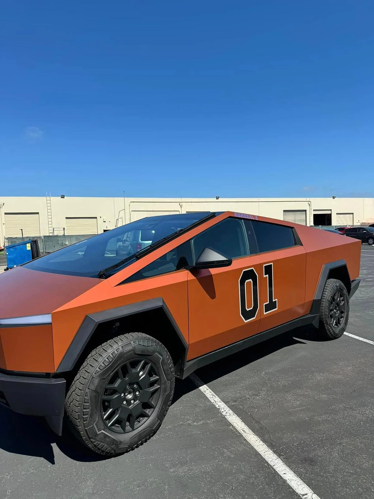 "General E" Cybertruck in wrap inspired by Dukes of Hazzard General Lee ...
