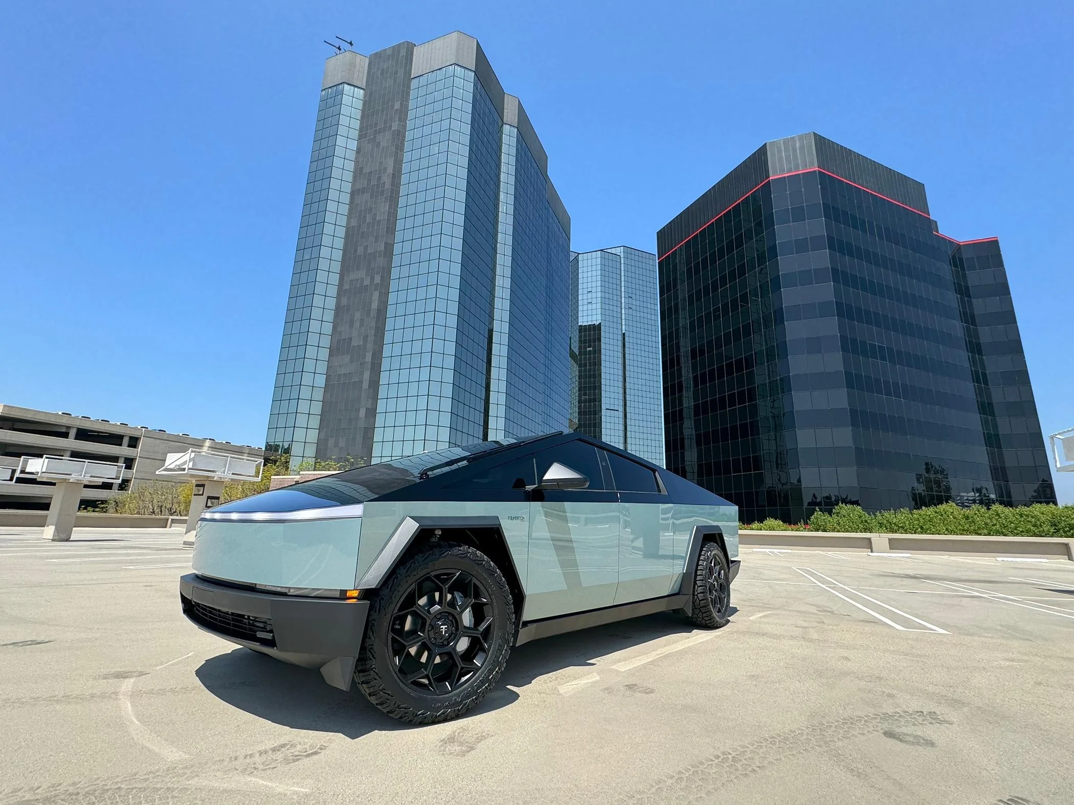 TWO-TONE / DUAL-TONE / MULTIPLE COLORS Vinyl Wrap & PPF Cybertruck ...