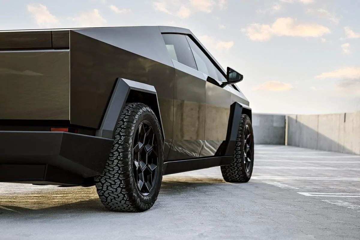 Pure PPF Platinum Wrapped Cybertruck | Tesla Cybertruck Forum ...