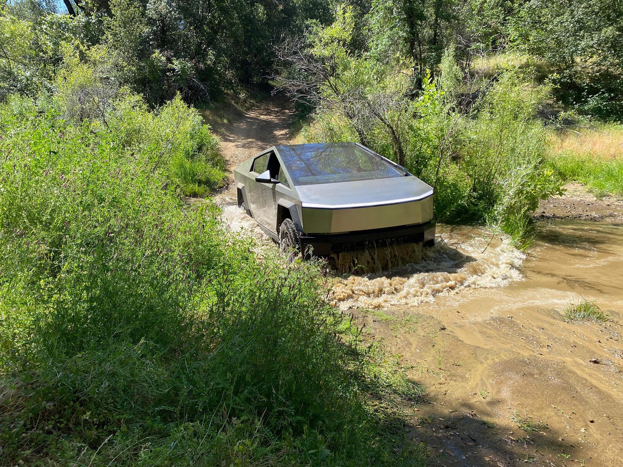 Off Roading the CT in deep sand (Albuquerque’s west side) | Tesla ...