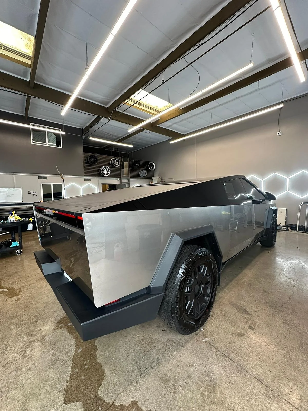 TWO-TONE / DUAL-TONE / MULTIPLE COLORS Vinyl Wrap & PPF Cybertruck ...