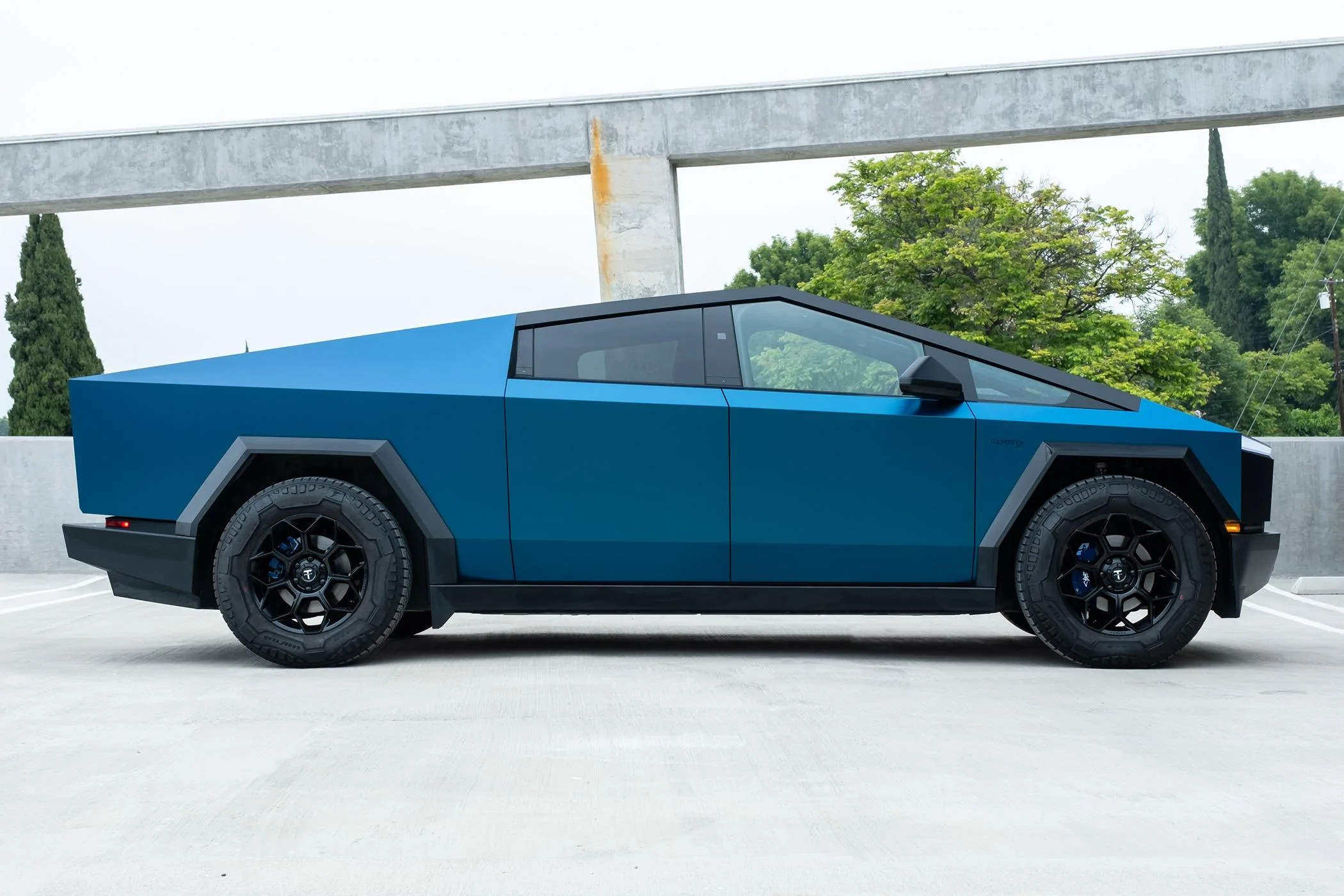 BLUE / BLURPLE / PURPLE Vinyl Wrap & PPF Cybertruck -- Photos & Videos ...