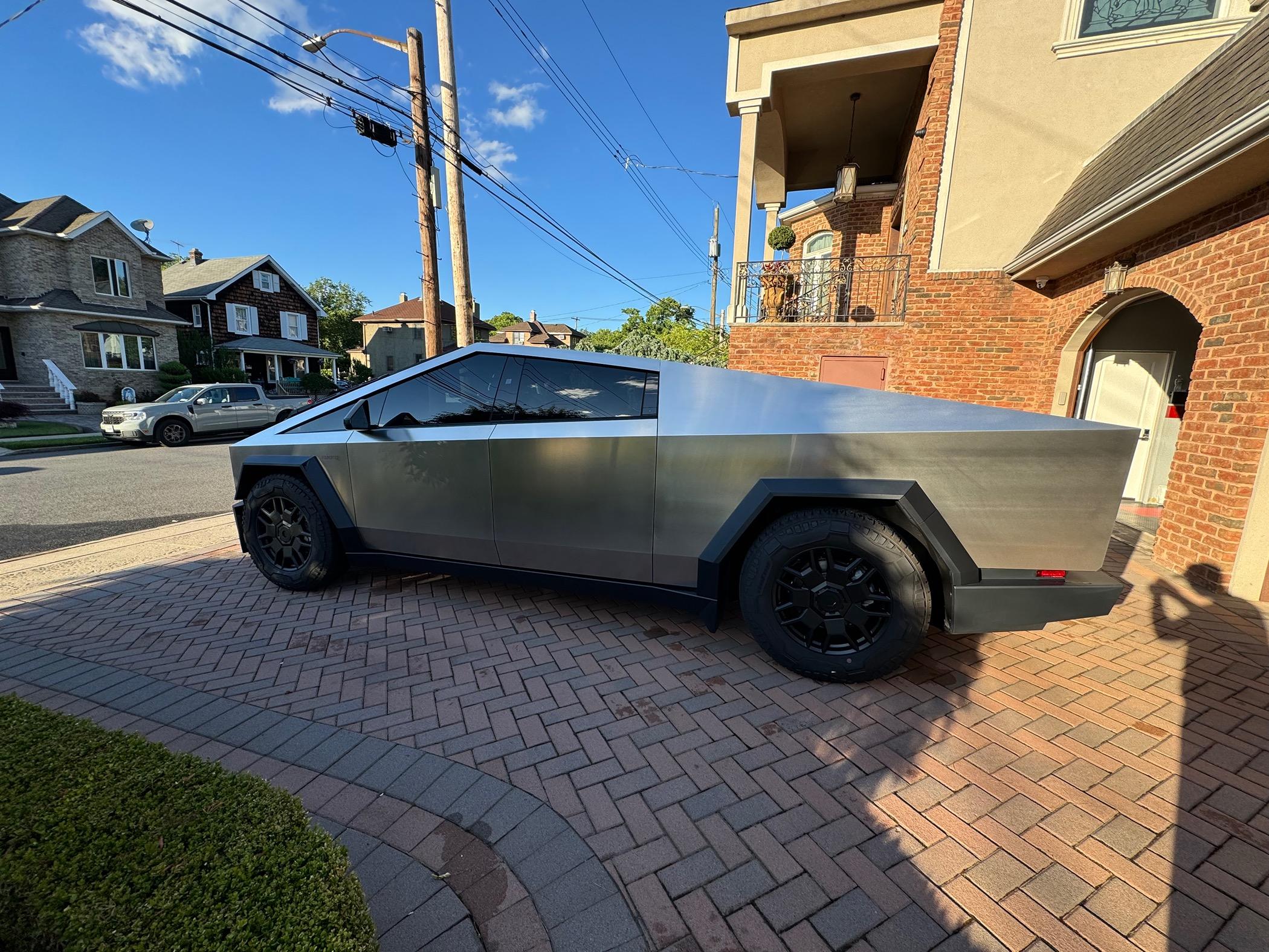 Cybertruckco aluminum locking wheel caps installed - review and pics ...