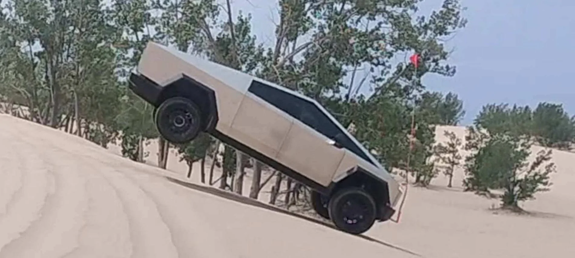 My Cybertruck Sand Dune Adventure @ Silver Lake Dunes | Tesla ...