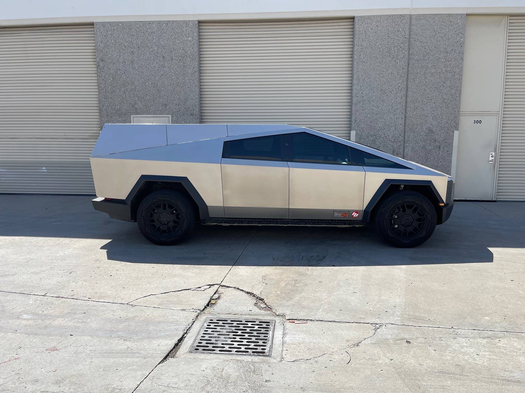 Camper shell (enclosed) options? | Tesla Cybertruck Forum - Cybertruck ...