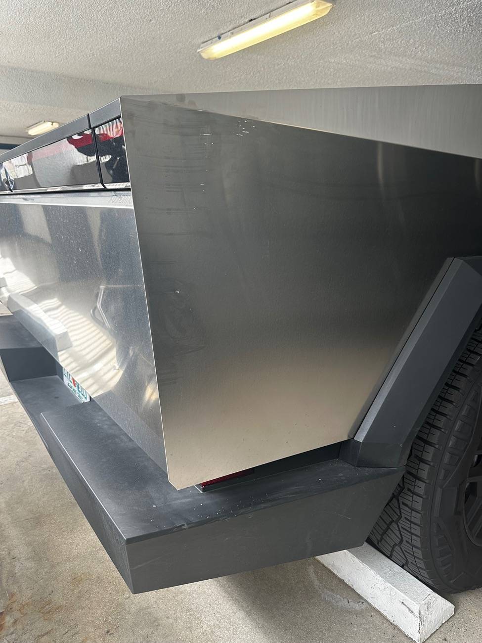 Autopark hit column while backing up | Tesla Cybertruck Forum ...