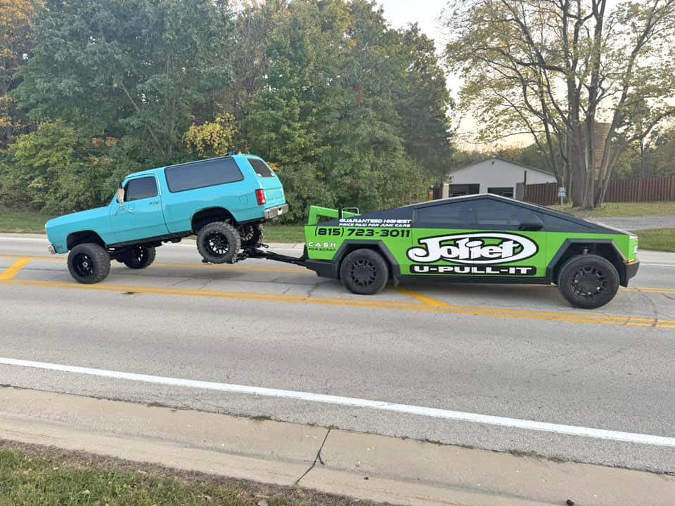 Cybertruck tow truck! 🦾 | Page 2 | Tesla Cybertruck Forum - Cybertruck ...