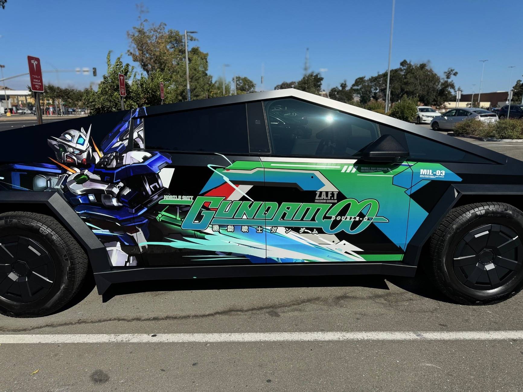CUSTOM GRAPHICS / DESIGN / THEME Vinyl Wrap & PPF Cybertruck -- Photos ...