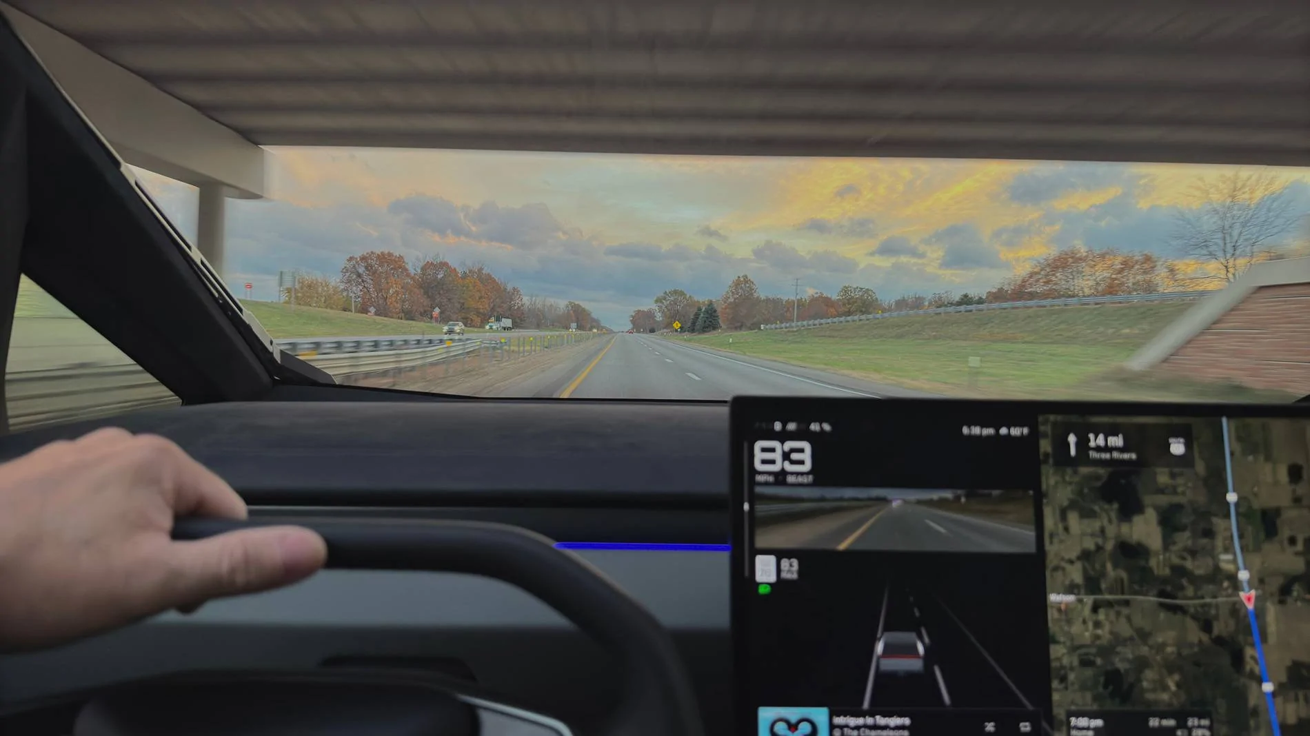 Cybertruck Withdrawals – comparing the CT to a Plaid S loaner | Tesla ...