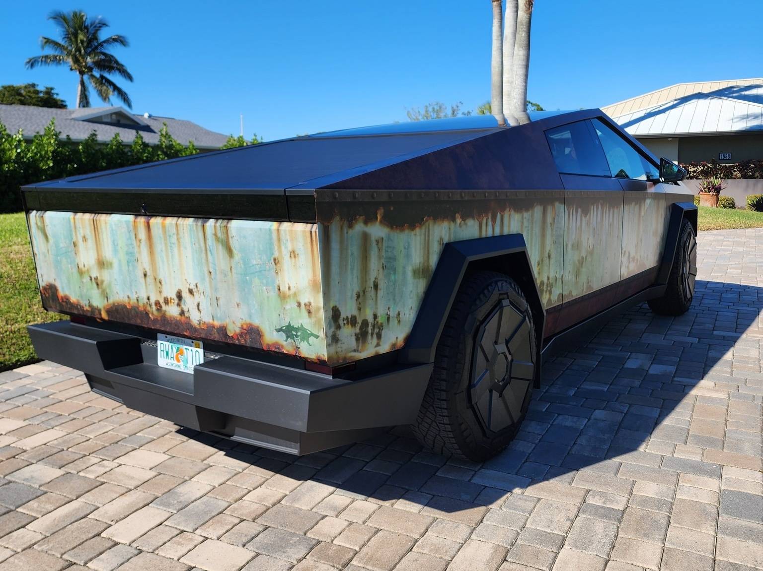 Rusted Out Cybertruck | Tesla Cybertruck Forum - Cybertruck Owners Club