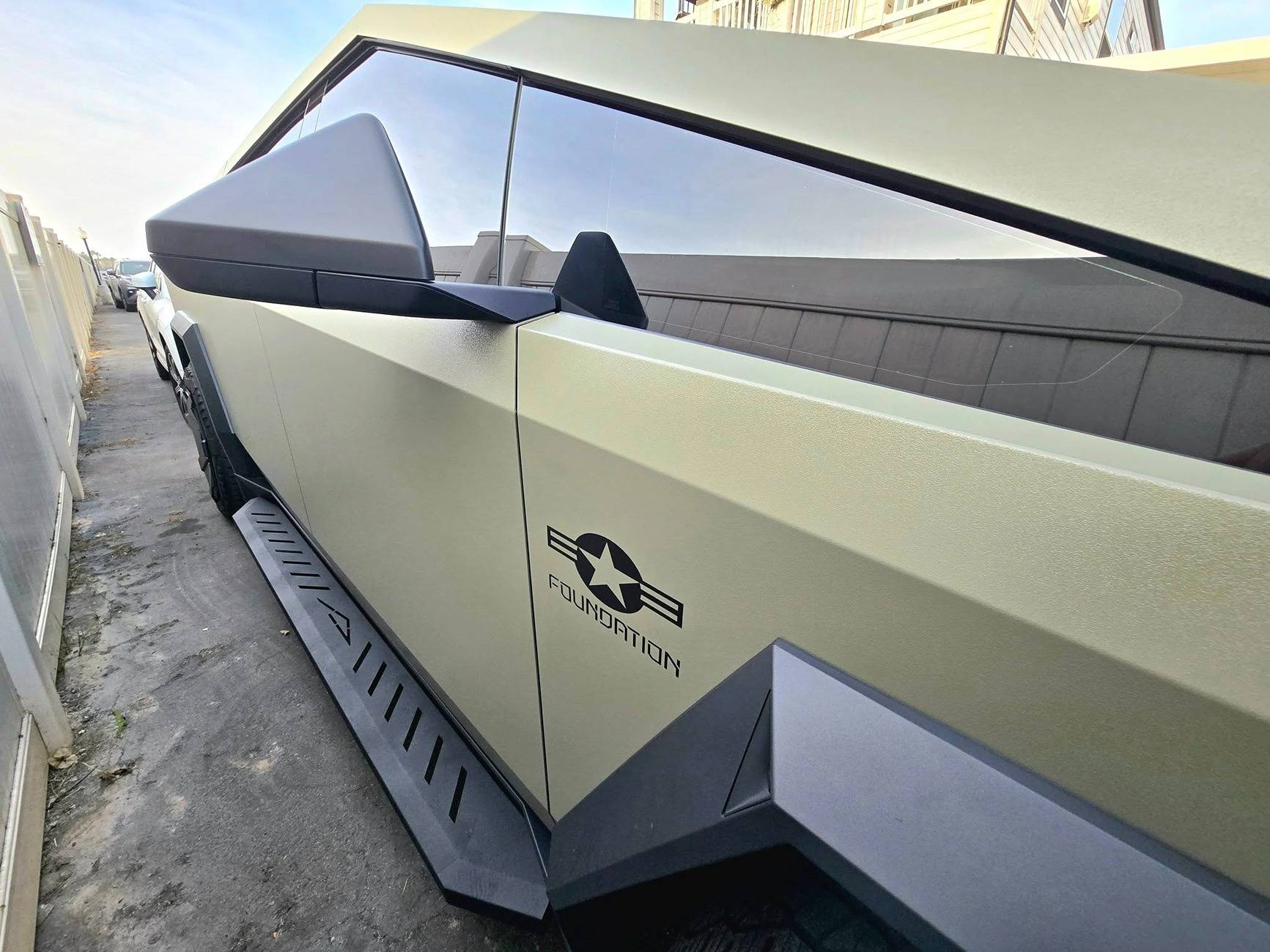 Rugged Combat Green (Avery Dennison SW900 Vinyl Wrap) on Cybertruck 🪖 ...