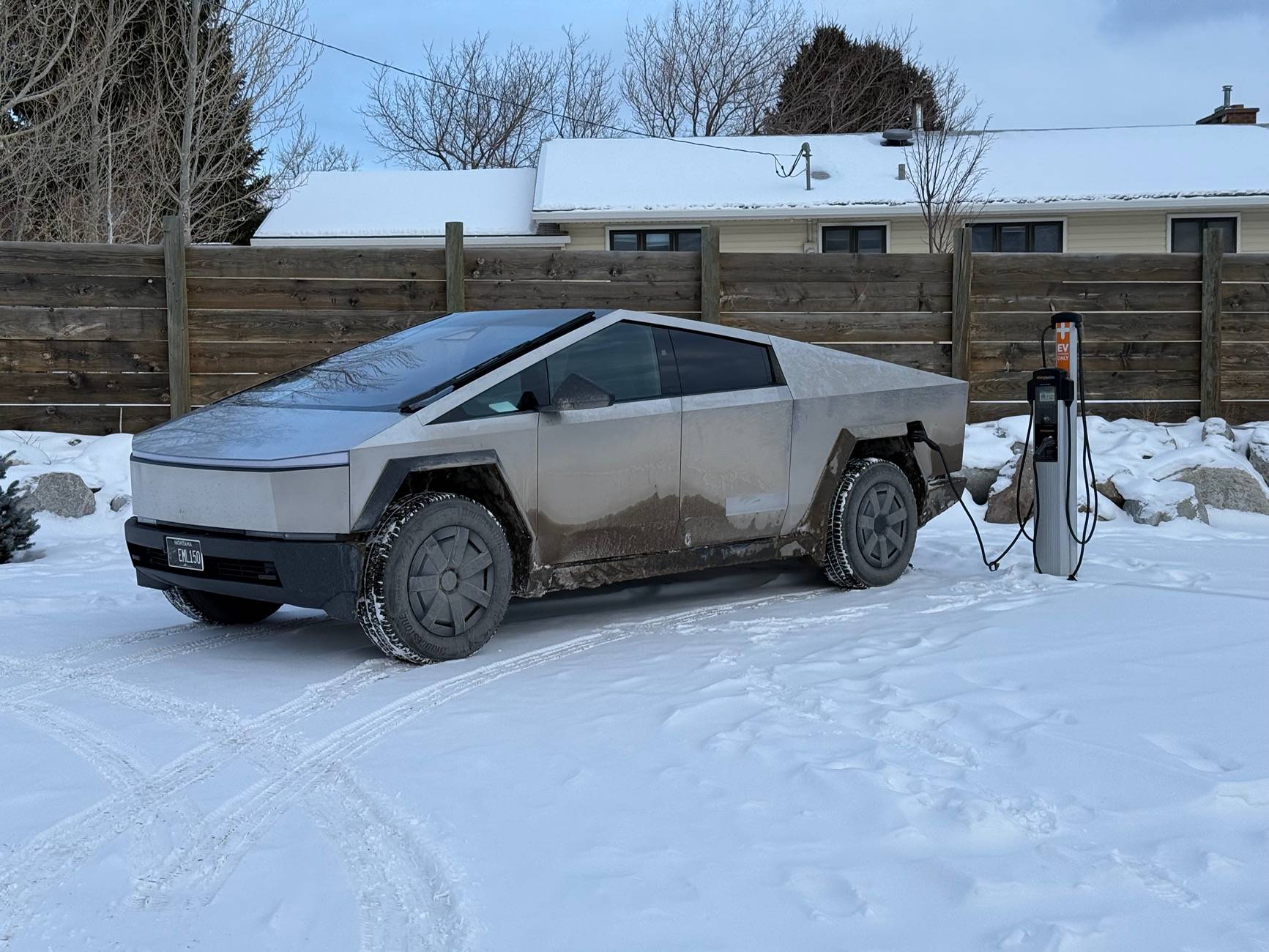 2 weeks guiding clients in Yellowstone with Cybertruck | Tesla ...