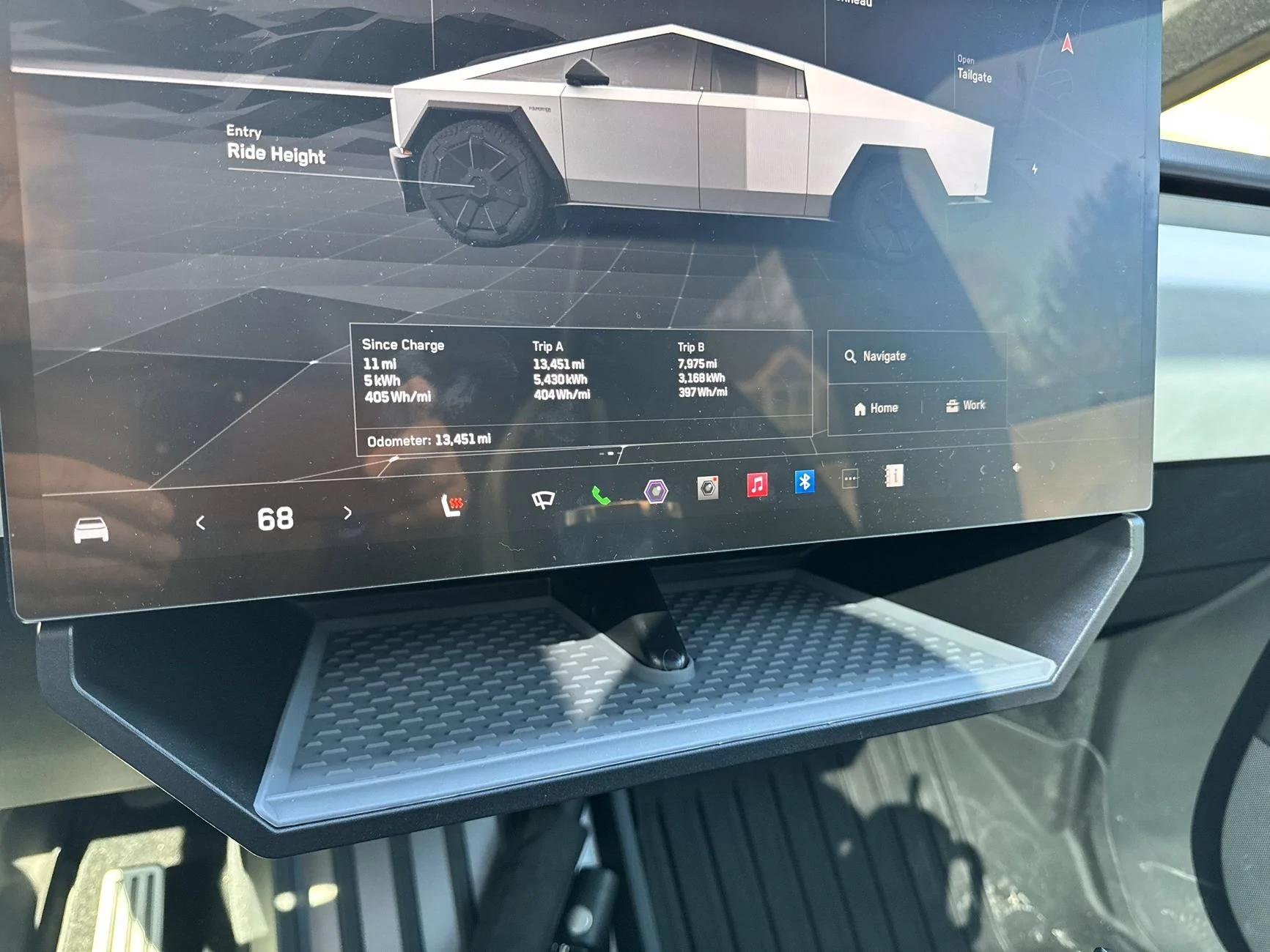 Foronetry Under-screen Storage Box Installation and Review | Tesla ...