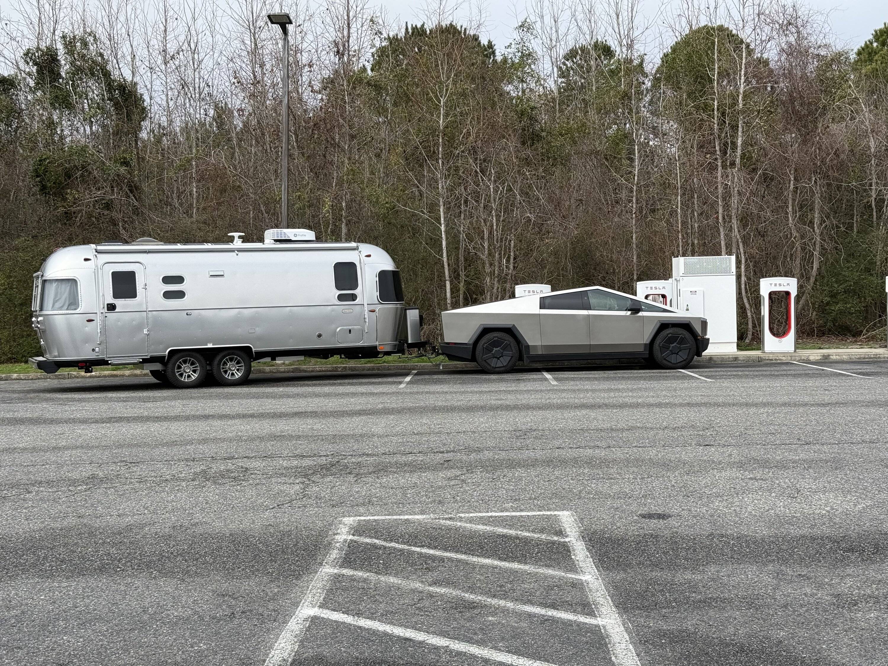 Cybertruck towed our Airstream to the Daytona 500 (NASCAR), 475-miles ...