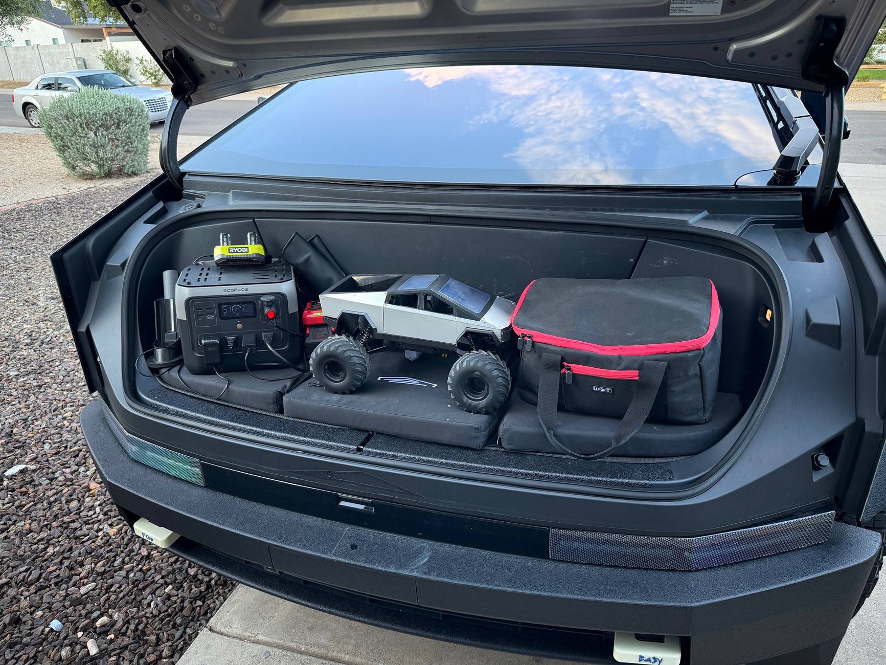 How to keep a fridge in Cybertruck | Page 4 | Tesla Cybertruck Forum ...