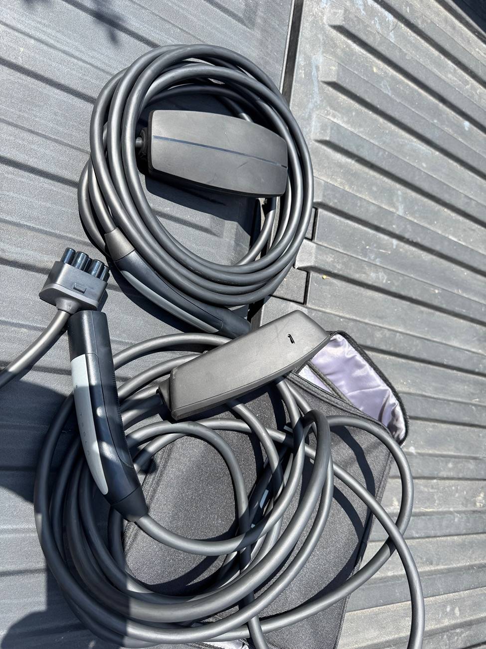 Powershare mobile connector (gen 3) failure. | Tesla Cybertruck Forum ...