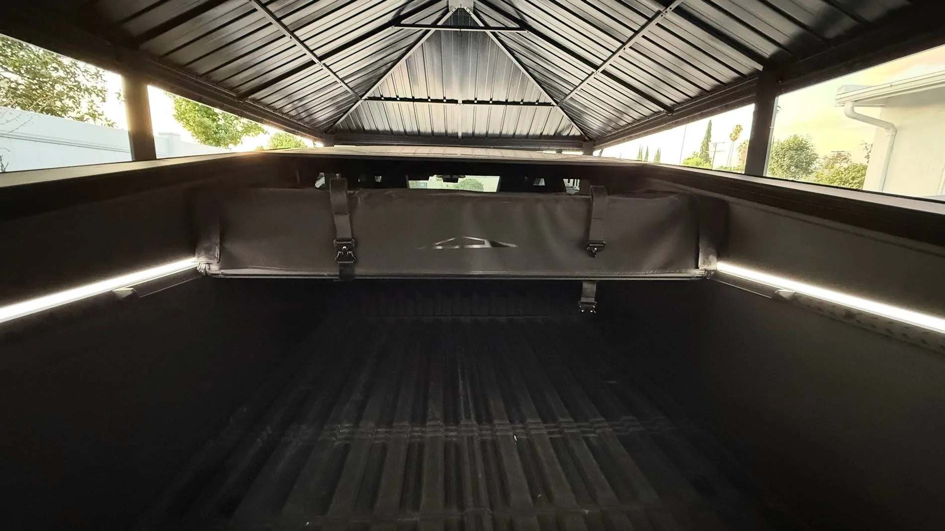 California - Los Angeles - OEM CyberTent / Basecamp Tent – gently used ...