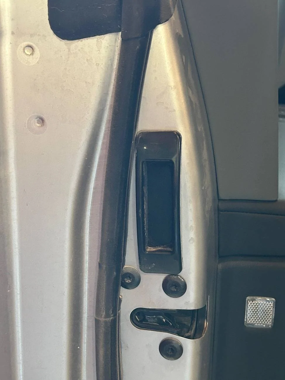 Best door handles / pulls / grabbers recommendations? | Tesla ...